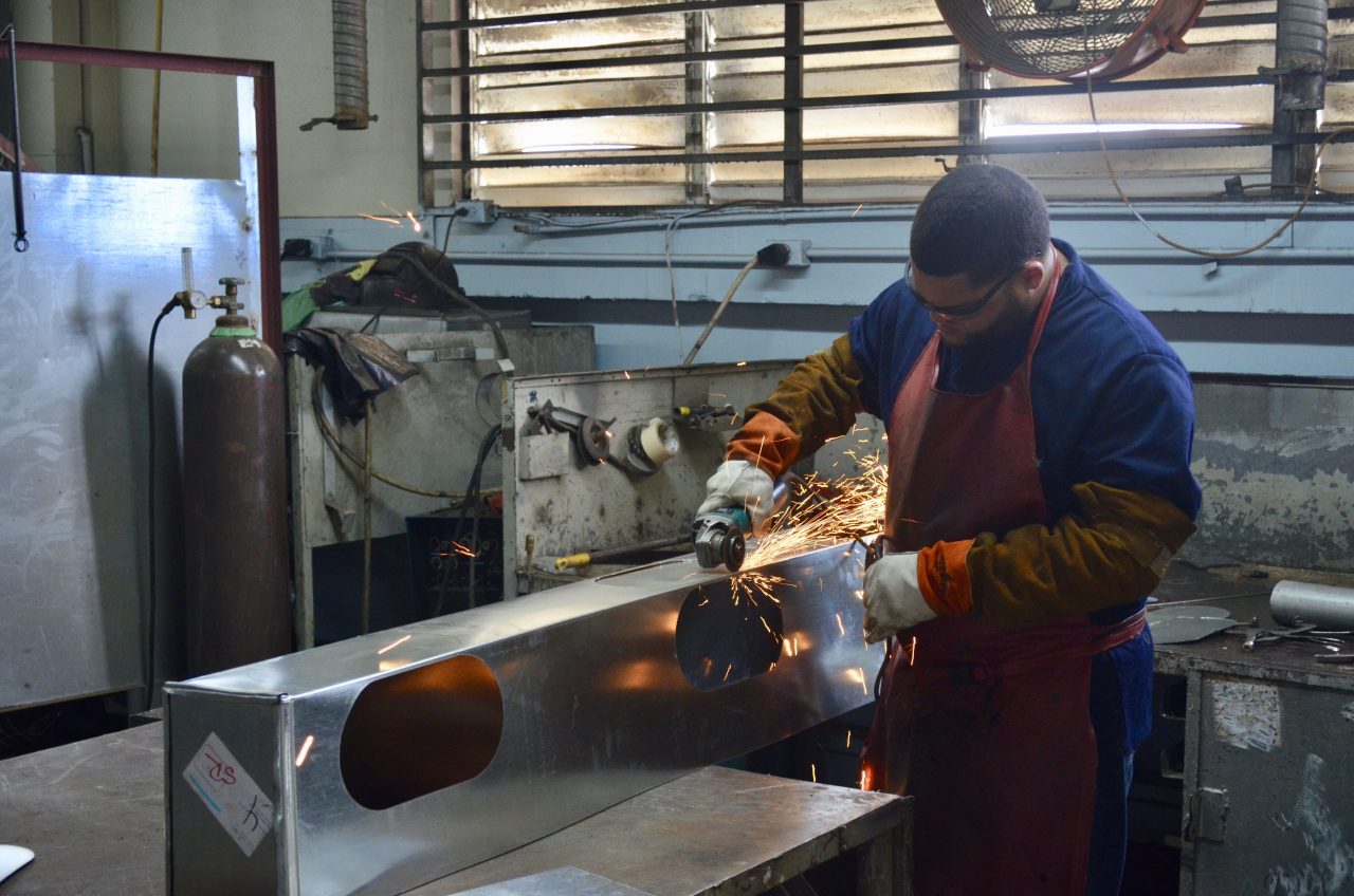 Sobre Nosotros – Aguayo Sheet Metal, Inc.